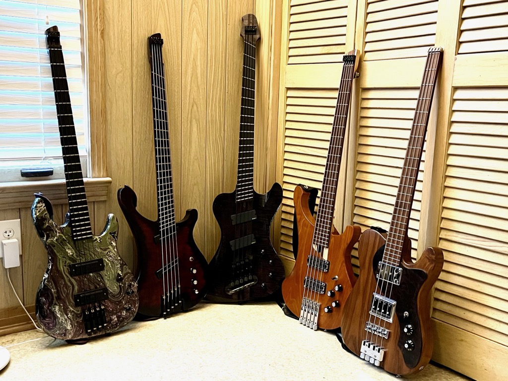 Try your hardest to convince me to play a headless. | Page 3 | TalkBass.com